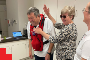 Brailleliga en Rode Kruis-Vlaanderen starten eerstehulpopleiding voor ...